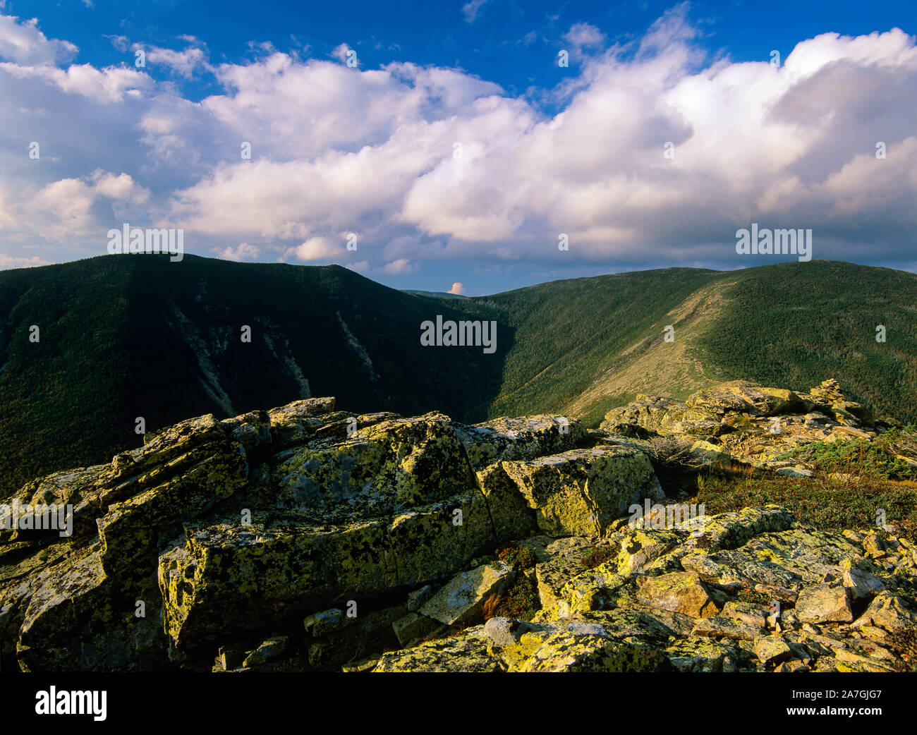 Clouds over West Bond (left) and Mount Bond (right) from Bondcliff in ...