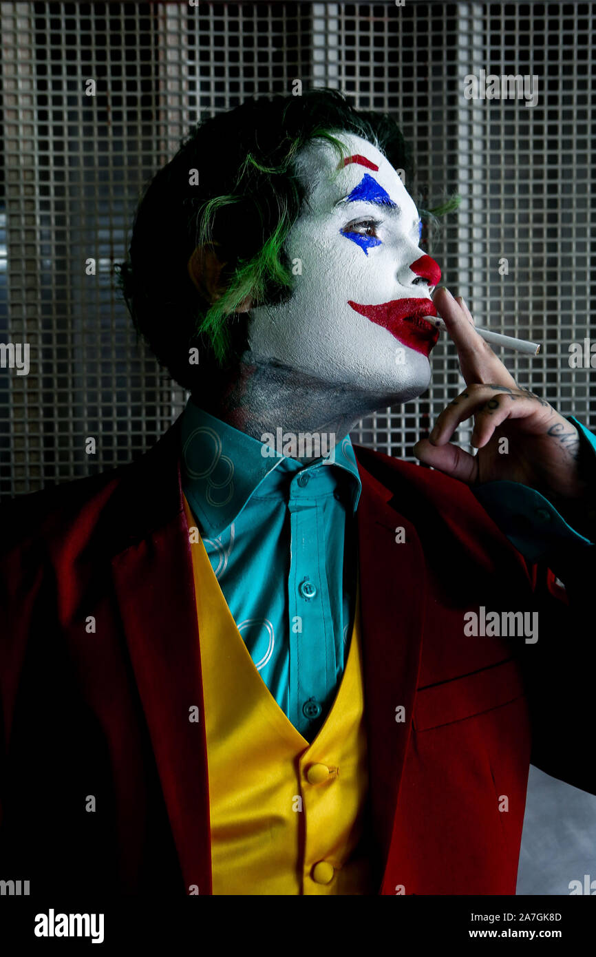 ao Paulo, Brazil. SNovember 2, 2019: a person dressed as zombie attends ...
