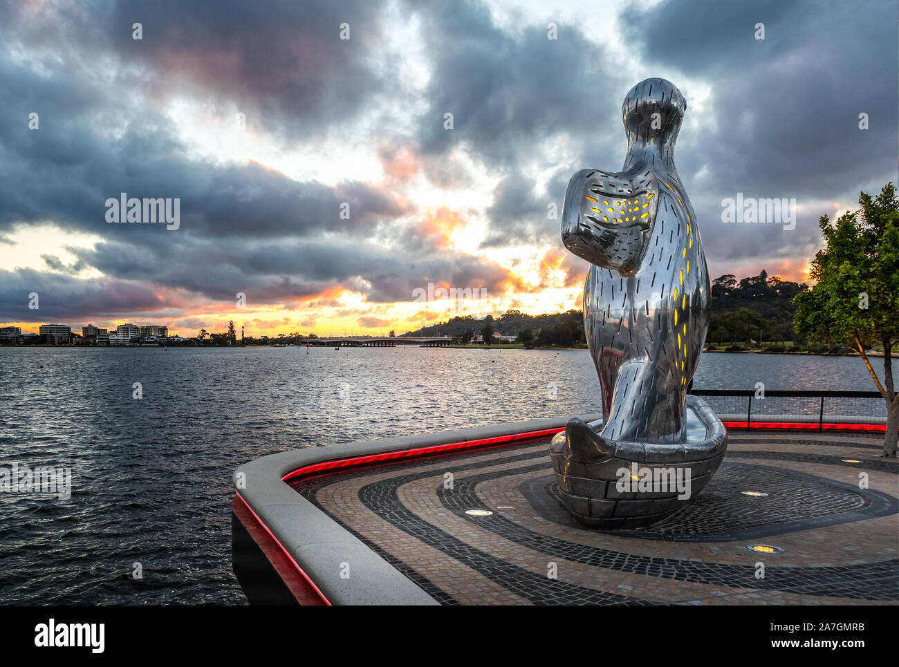 First Contact sculpture artwork illuminated at sunset at Elizabeth Quay ...