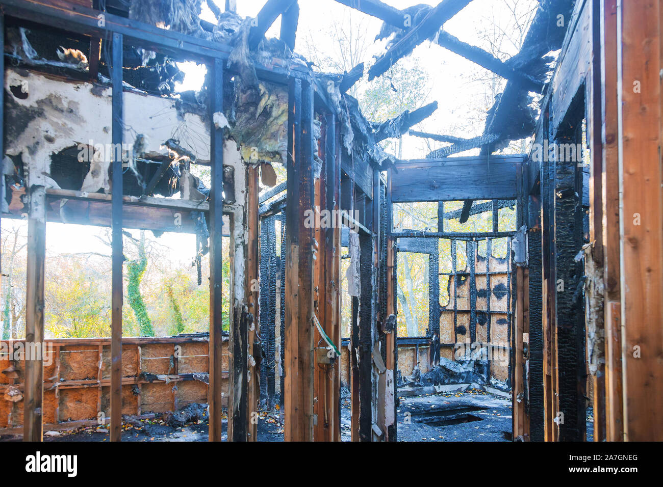 Burned home remains hi-res stock photography and images - Alamy