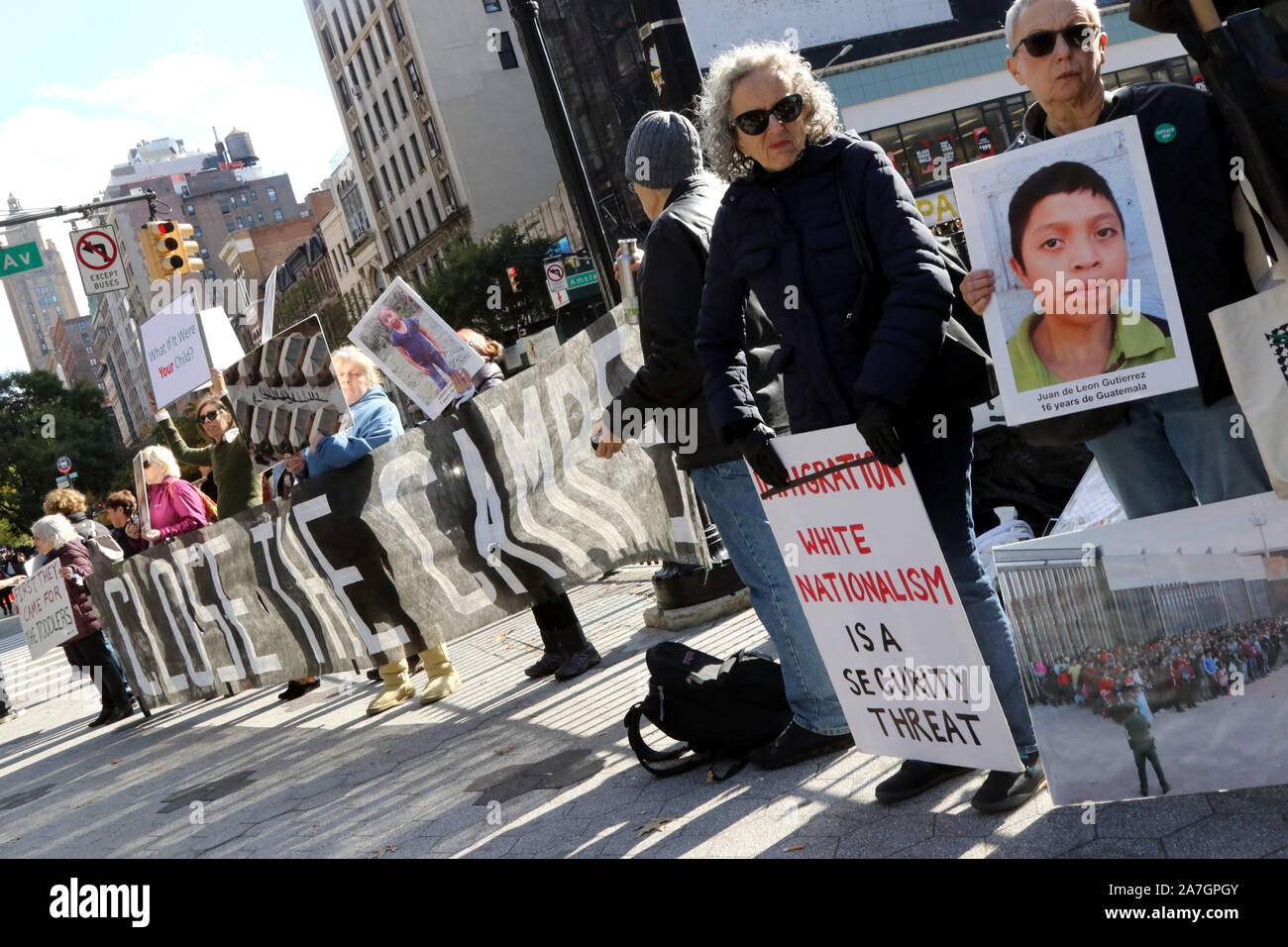 No Raids - Close The Camps - Abolish ICE, New York, USA Stock Photo - Alamy