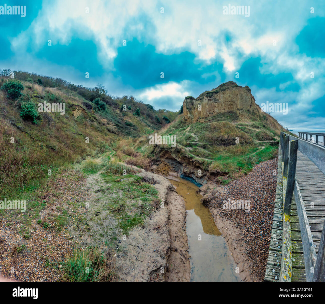 Reculver cliffs hi-res stock photography and images - Alamy