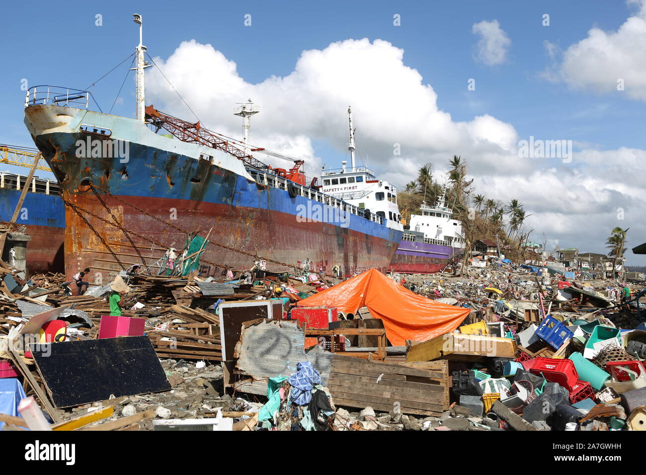 Typhoon Yolanda High Resolution Stock Photography and Images - Alamy
