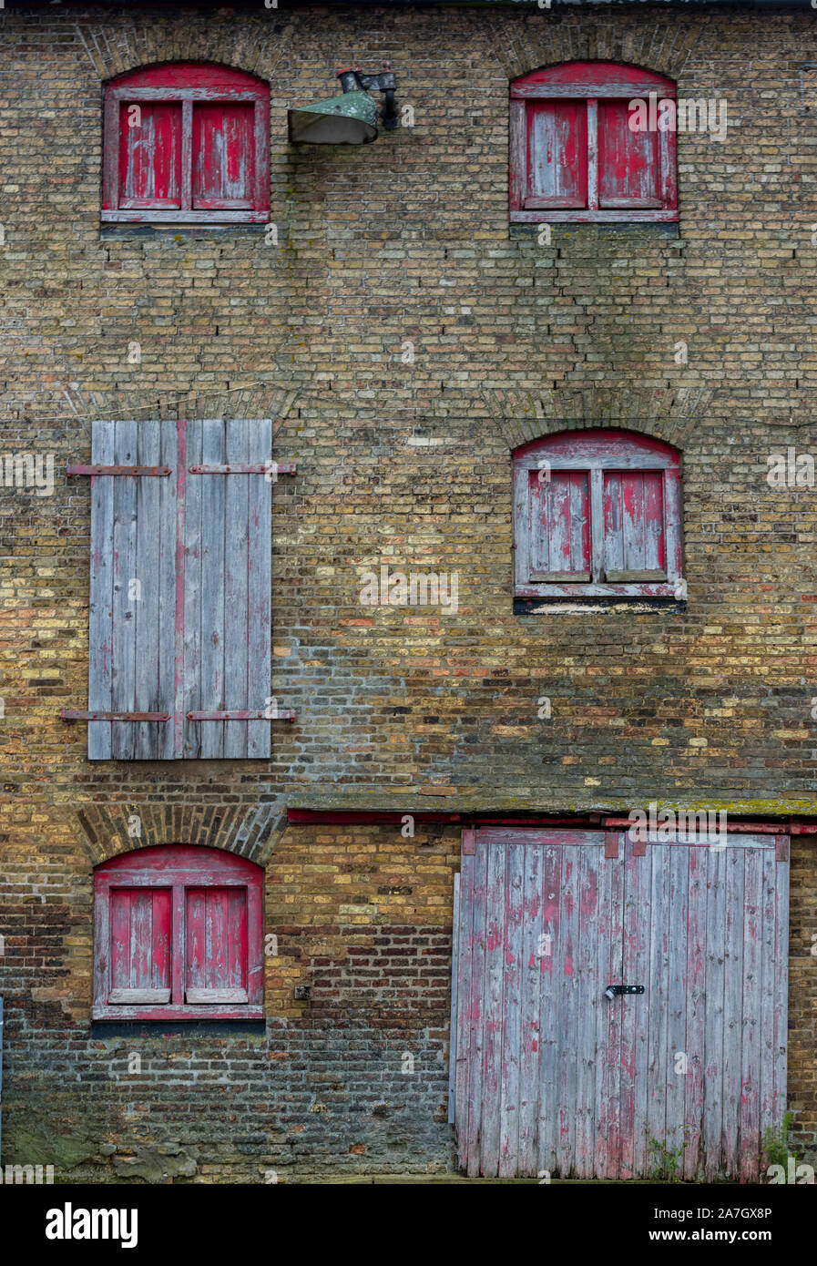 old Victorian warehouse on the quayside at kings lynn in Norfolk old ...
