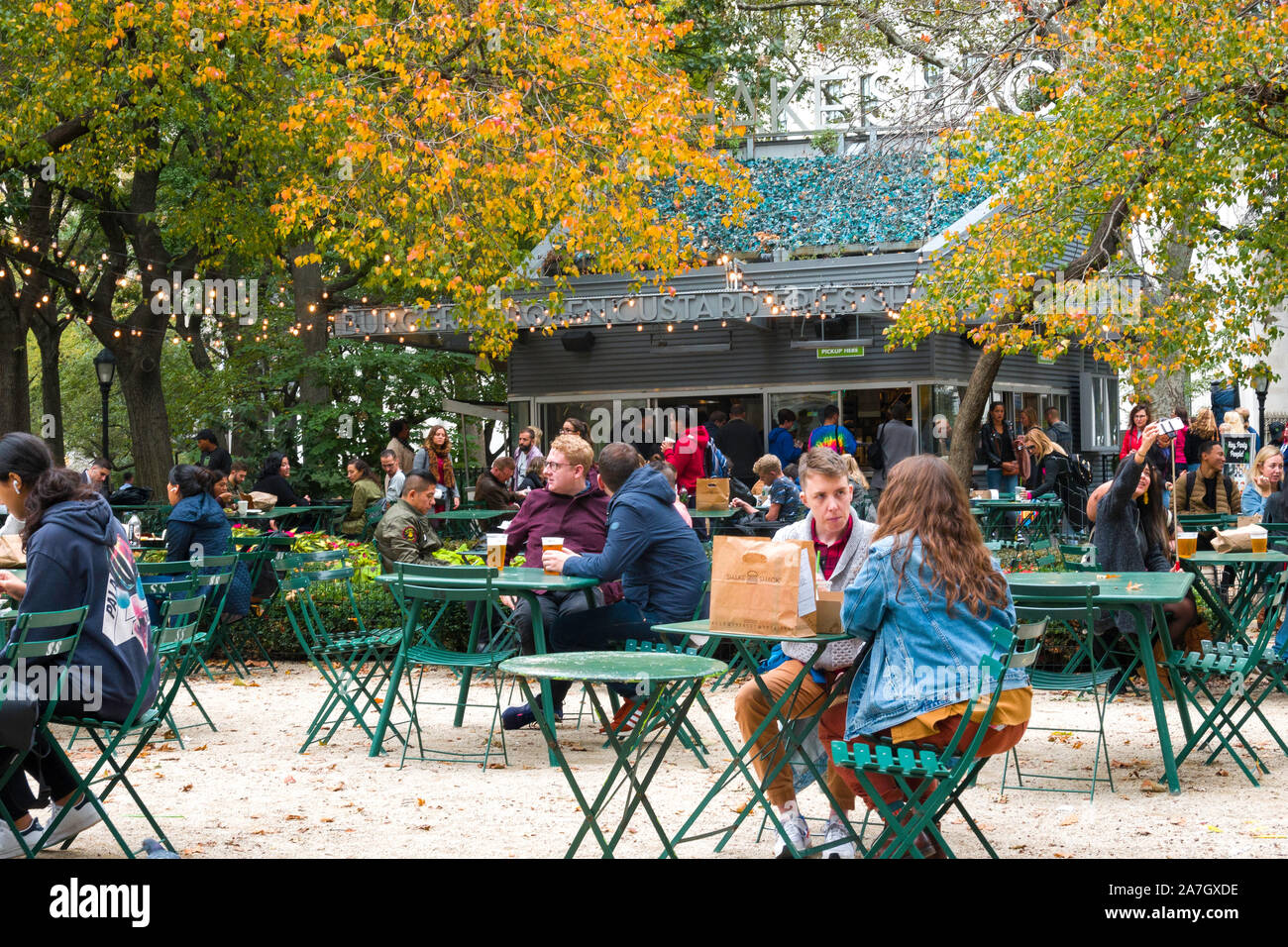 The Shake Shack, Madison Square Park, NYC Stock Photo - Alamy