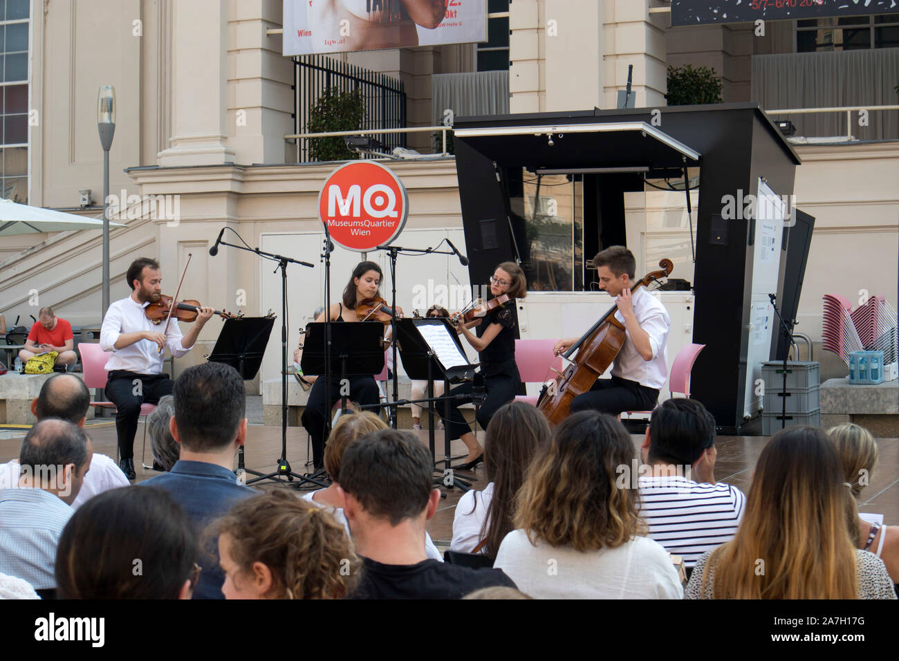 Student street musicians hi-res stock photography and images - Alamy