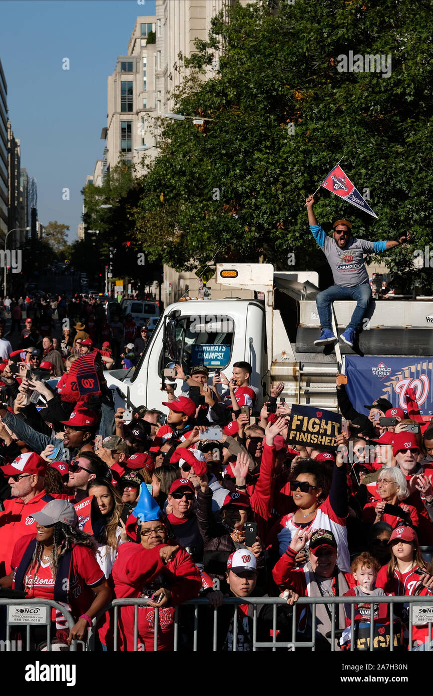 Washington, United States. 02nd Nov, 2019. Fans of the Washington ...