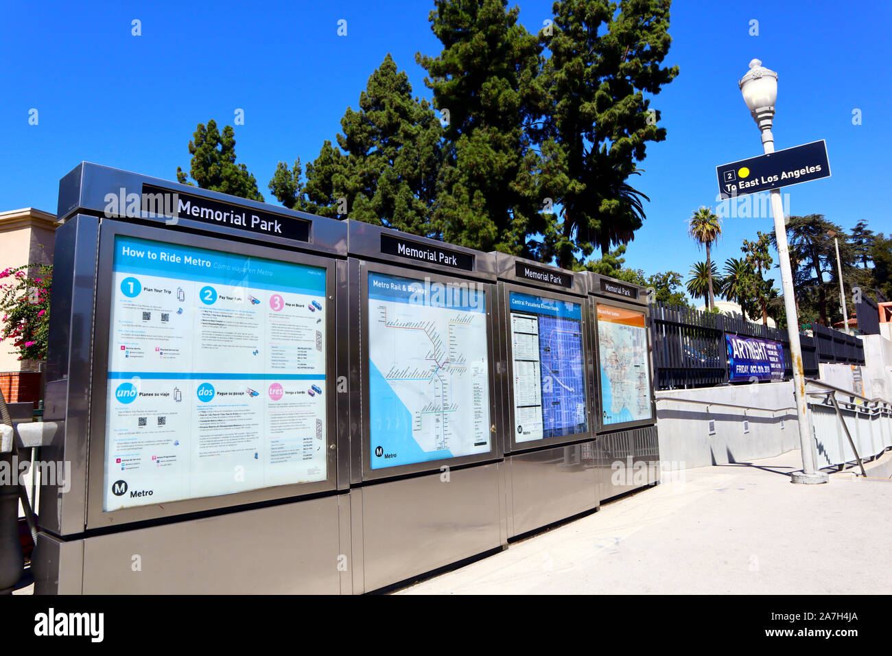 PASADENA (California) Memorial Park Metro Rail Gold Line Station Stock ...