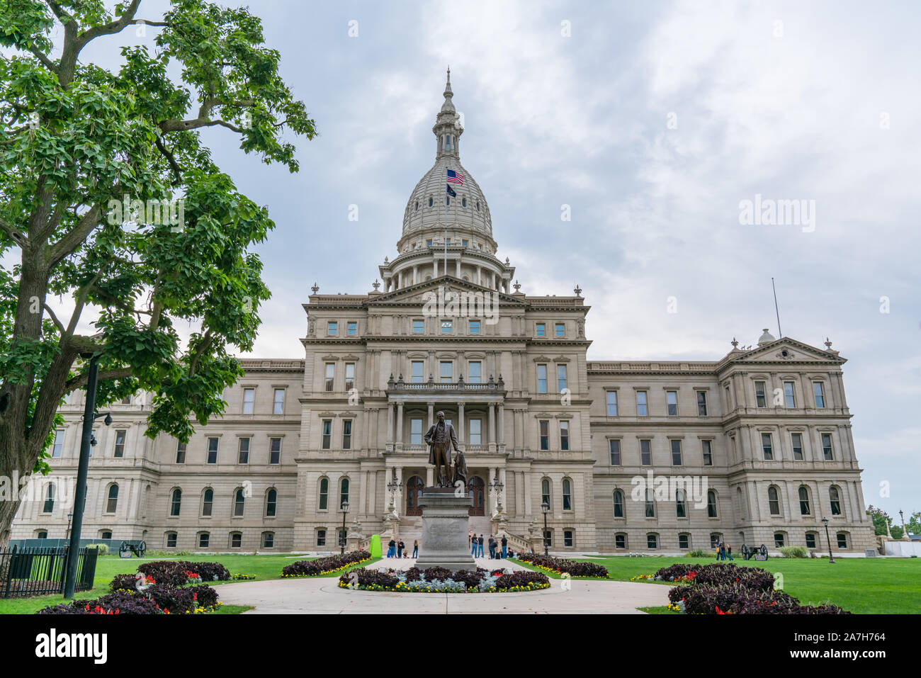 Michigan state capital building hi-res stock photography and images - Alamy