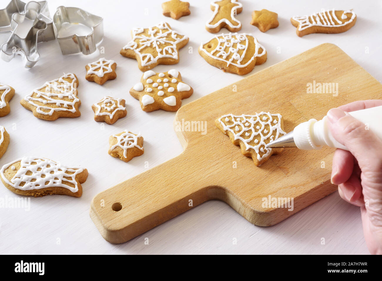 Cookie cutter patterns hi-res stock photography and images - Alamy