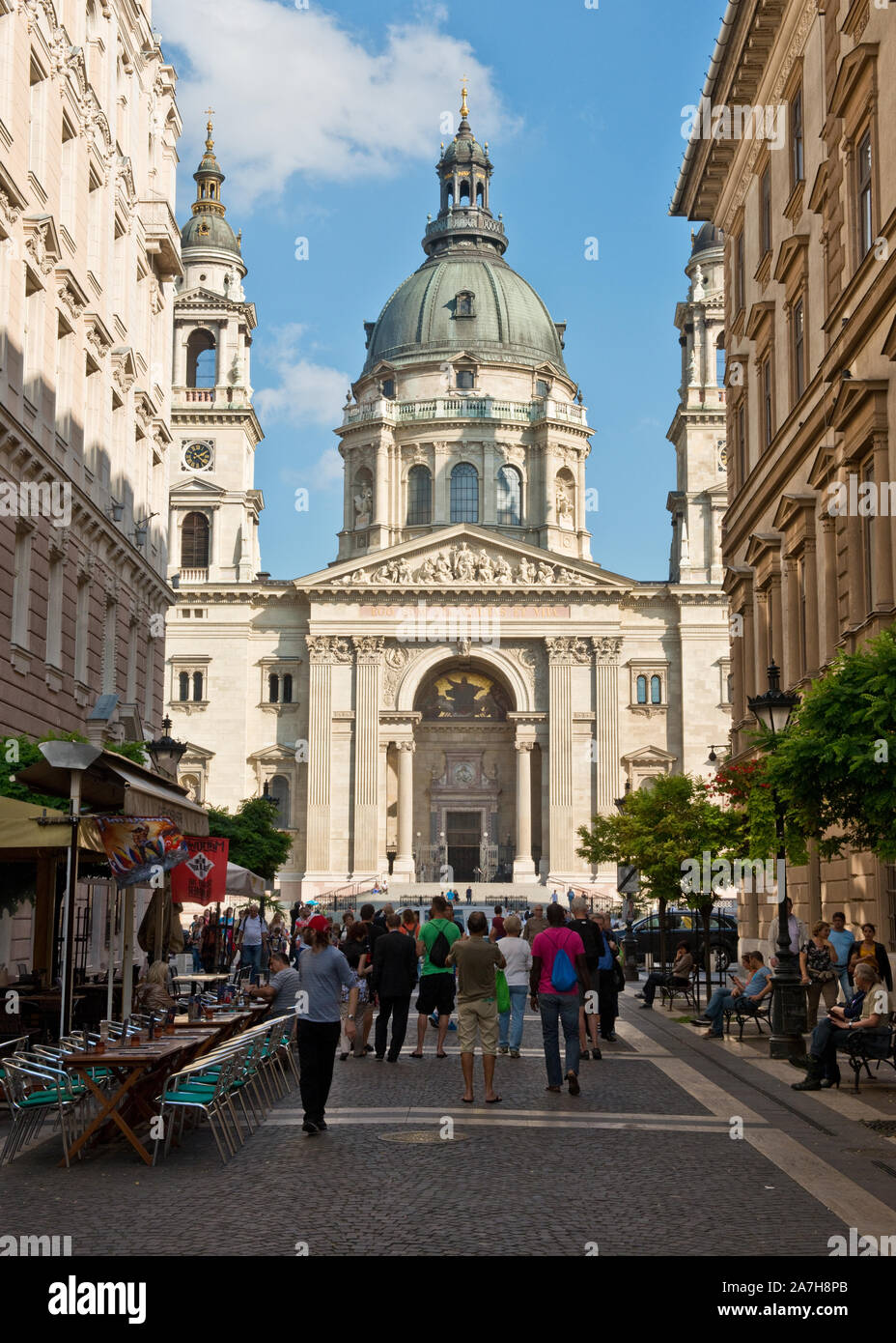 Saint st stephens basilica hi-res stock photography and images - Alamy
