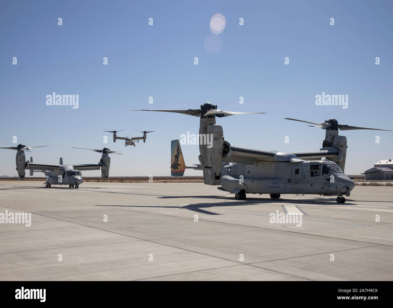 Six functions of marine corps aviation hi-res stock photography and ...