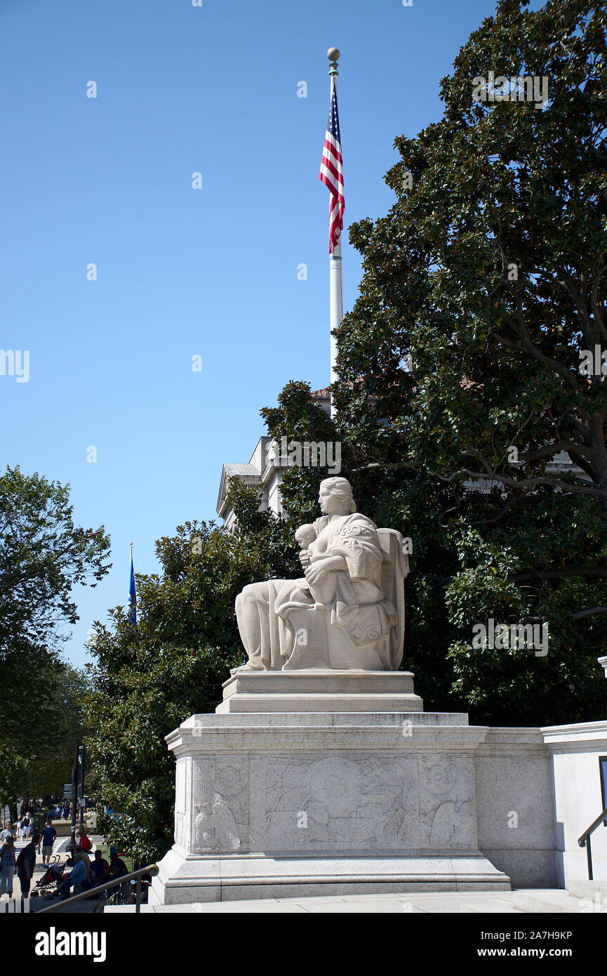 National archive museum constitution hi-res stock photography and ...