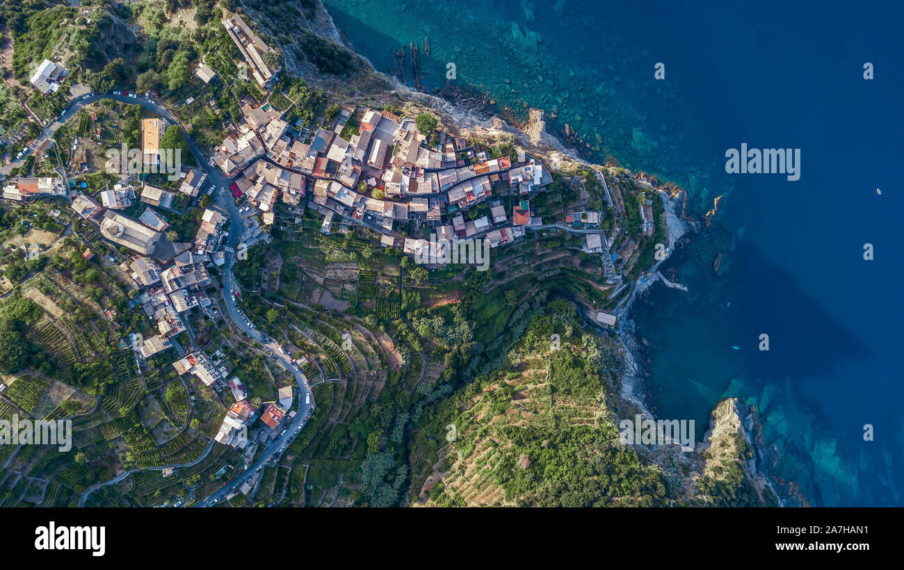 Overhead aerial view of Corniglia on the montain in the morning ...