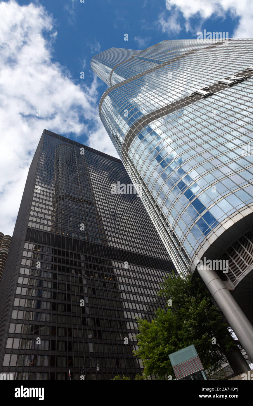 330 north wabash hi-res stock photography and images - Alamy