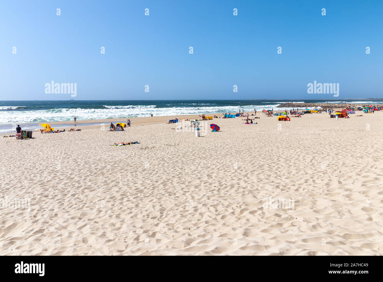 Beach sun bath hi-res stock photography and images - Alamy