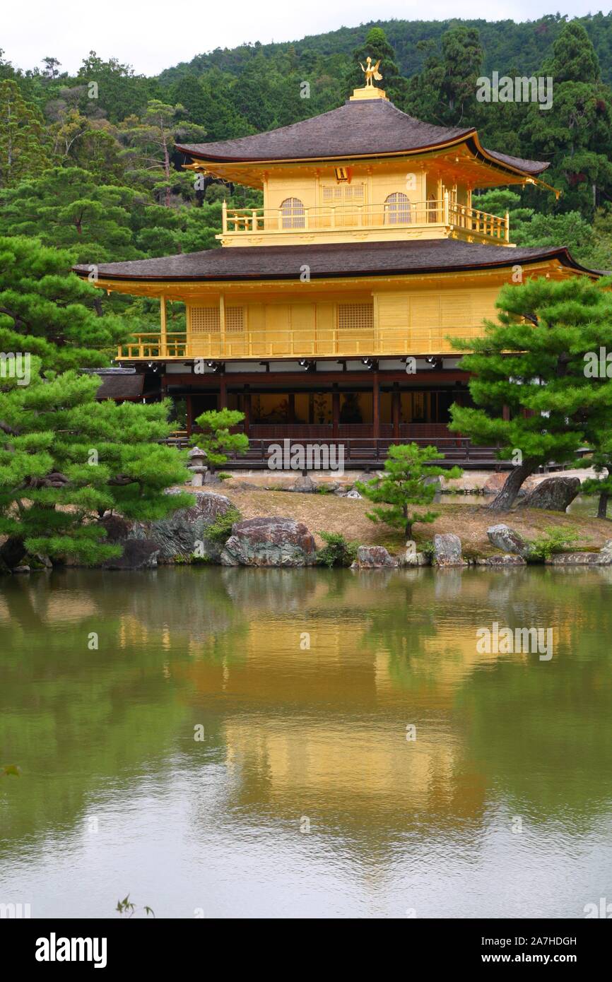 Golden pavilion kyoto hi-res stock photography and images - Alamy
