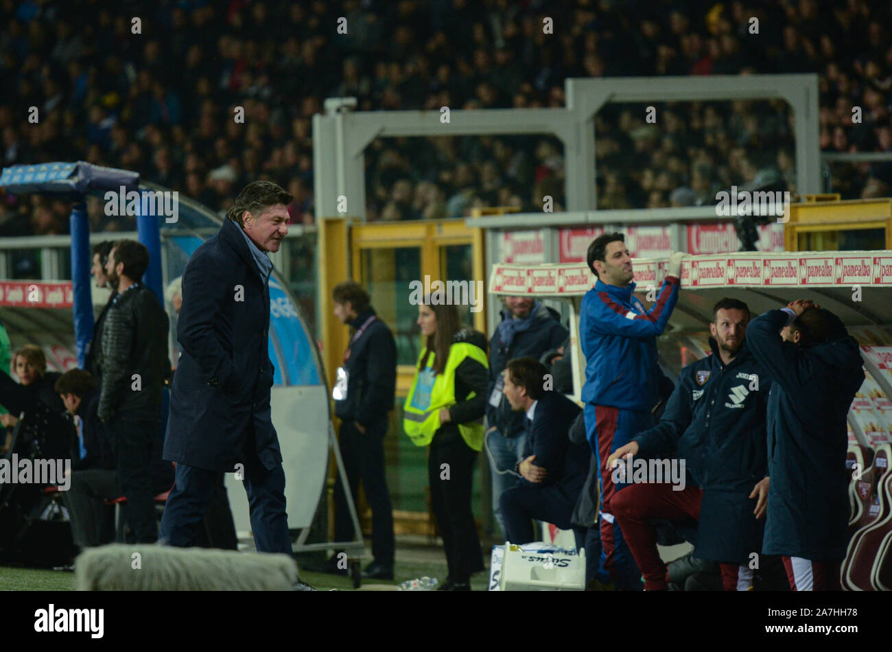 Walter mazzari coach hi-res stock photography and images - Alamy