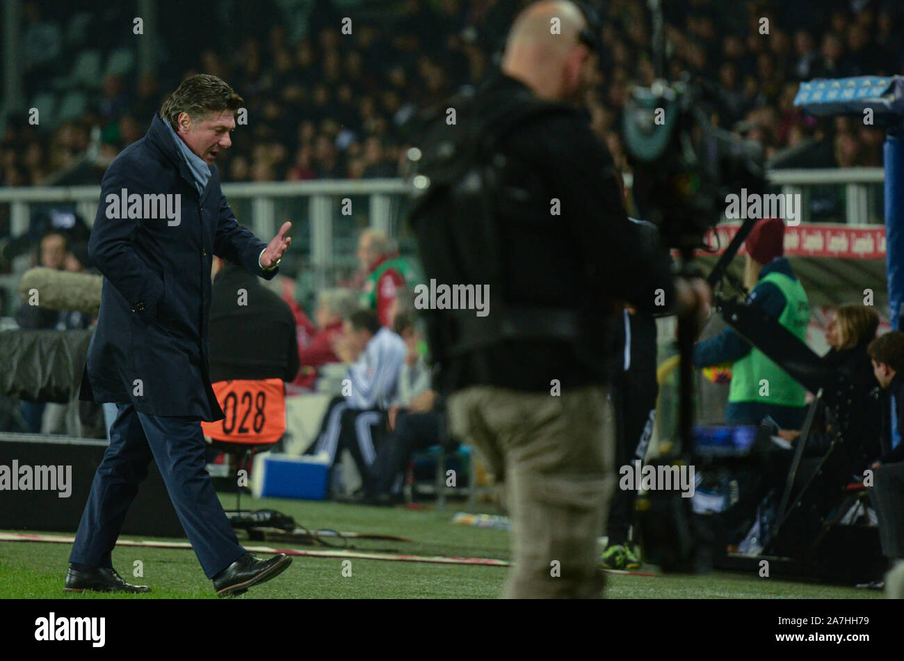 Walter mazzari coach hi-res stock photography and images - Alamy
