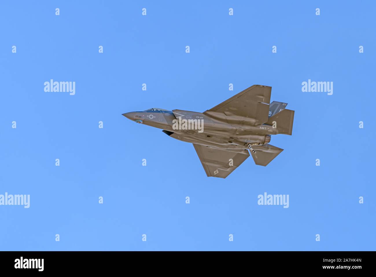Tailhook hi-res stock photography and images - Alamy