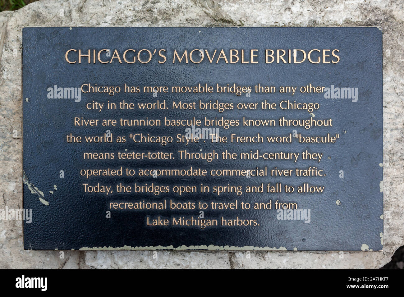 Chicago bridges hi-res stock photography and images - Alamy