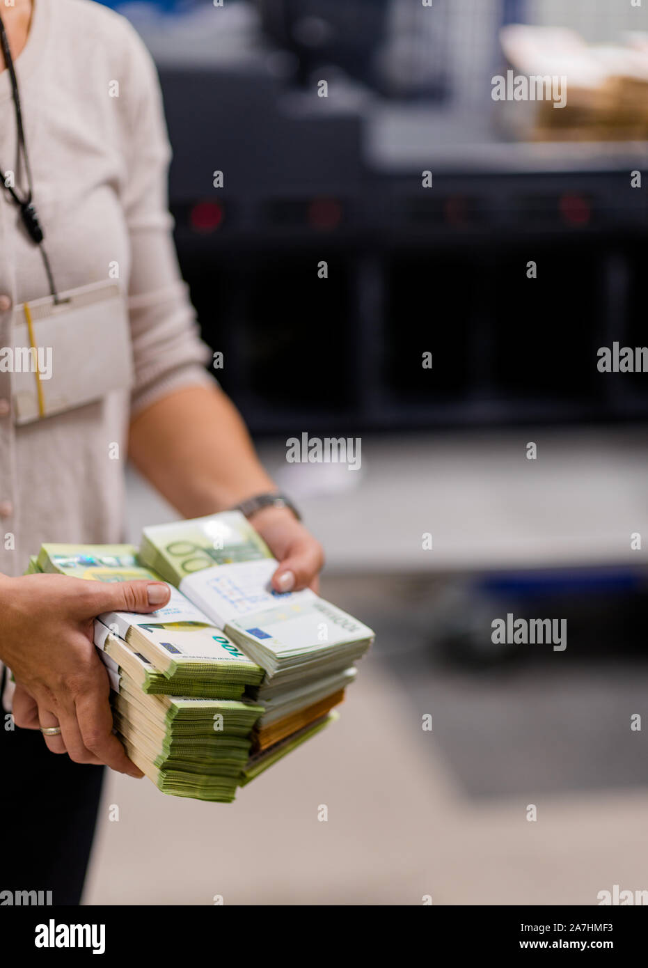 Money divided hi-res stock photography and images - Alamy