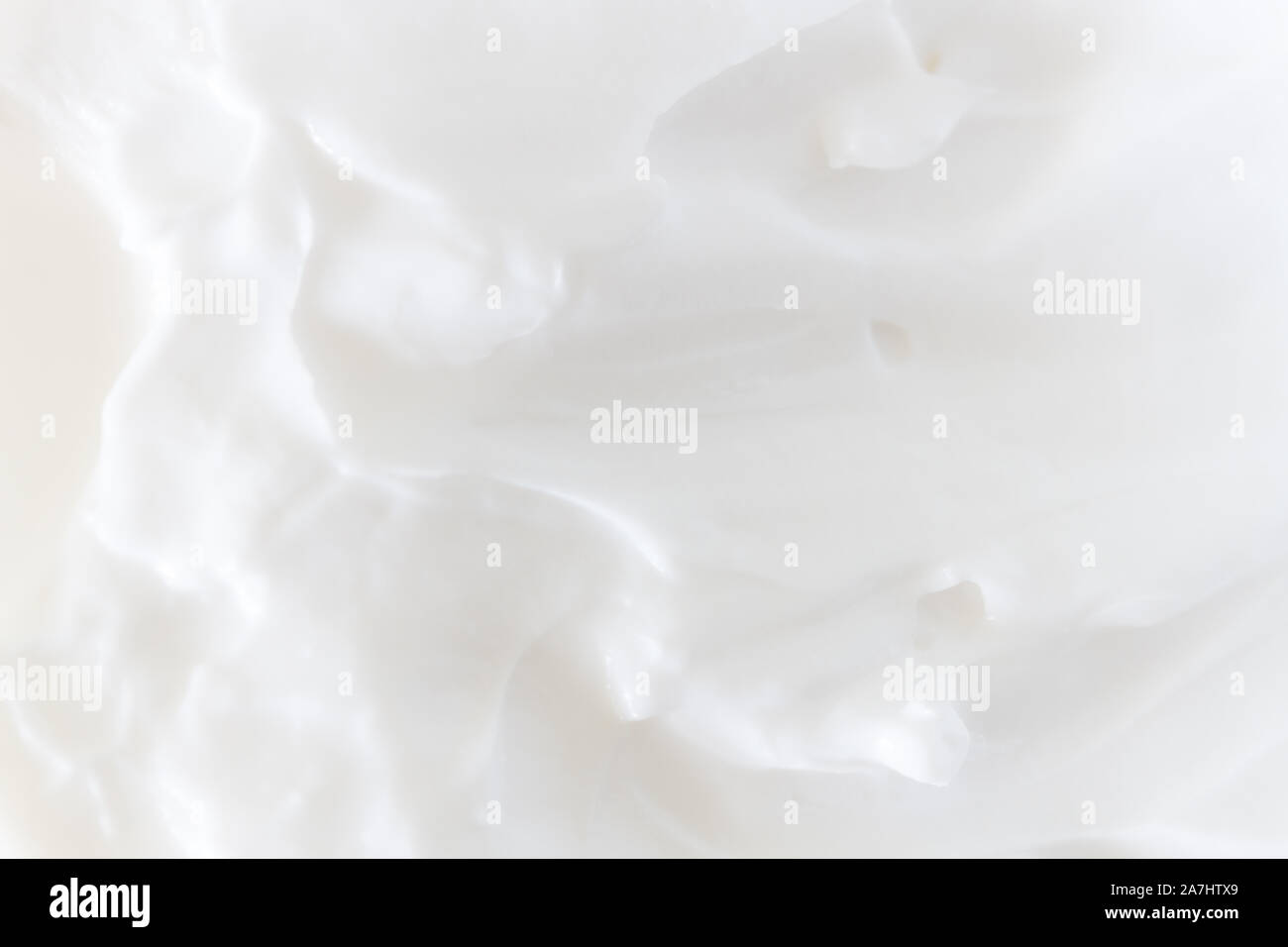 White cream texture. Pure white face cream Stock Photo - Alamy