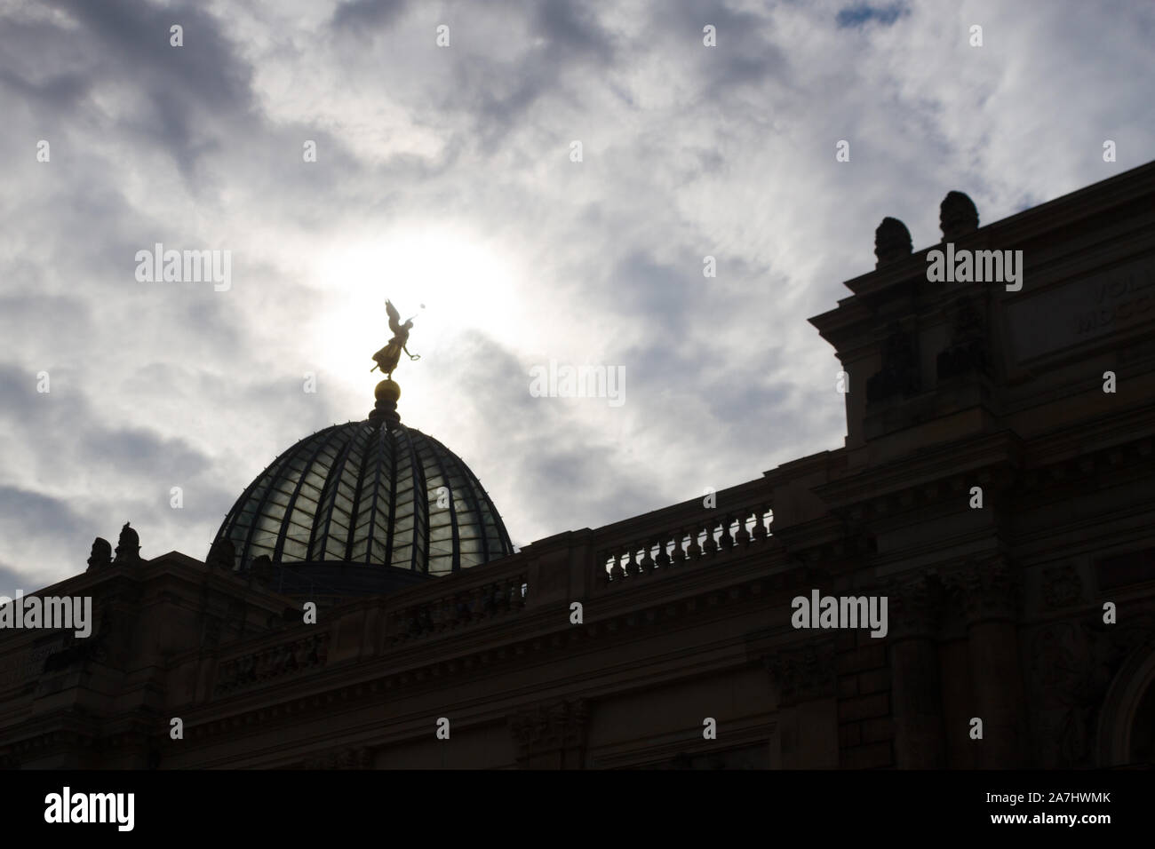 Golden angel on the top to the column hi-res stock photography and ...