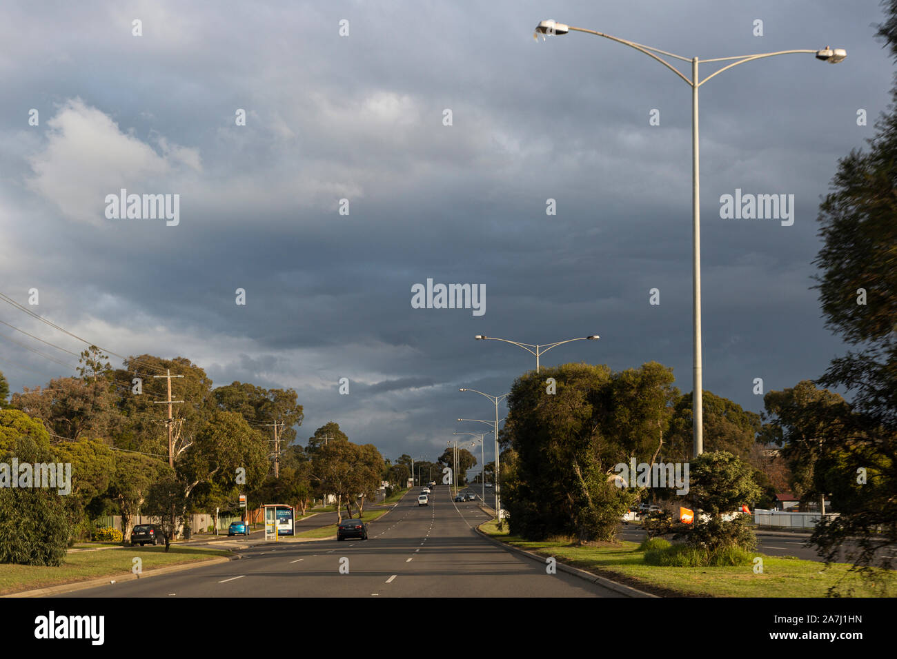 Road intersection car australia hi-res stock photography and images - Alamy