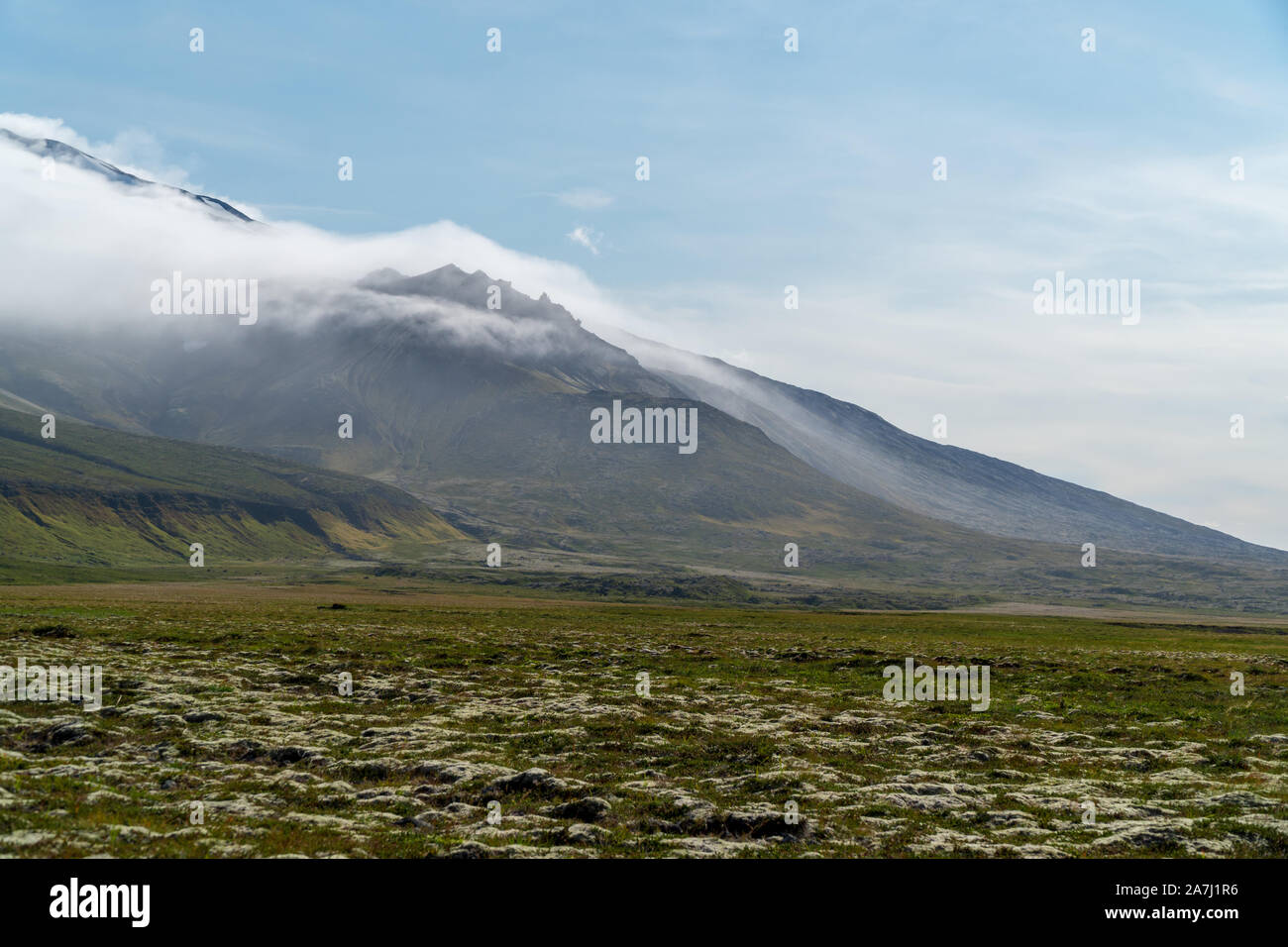 Volcanic rubble hi-res stock photography and images - Alamy