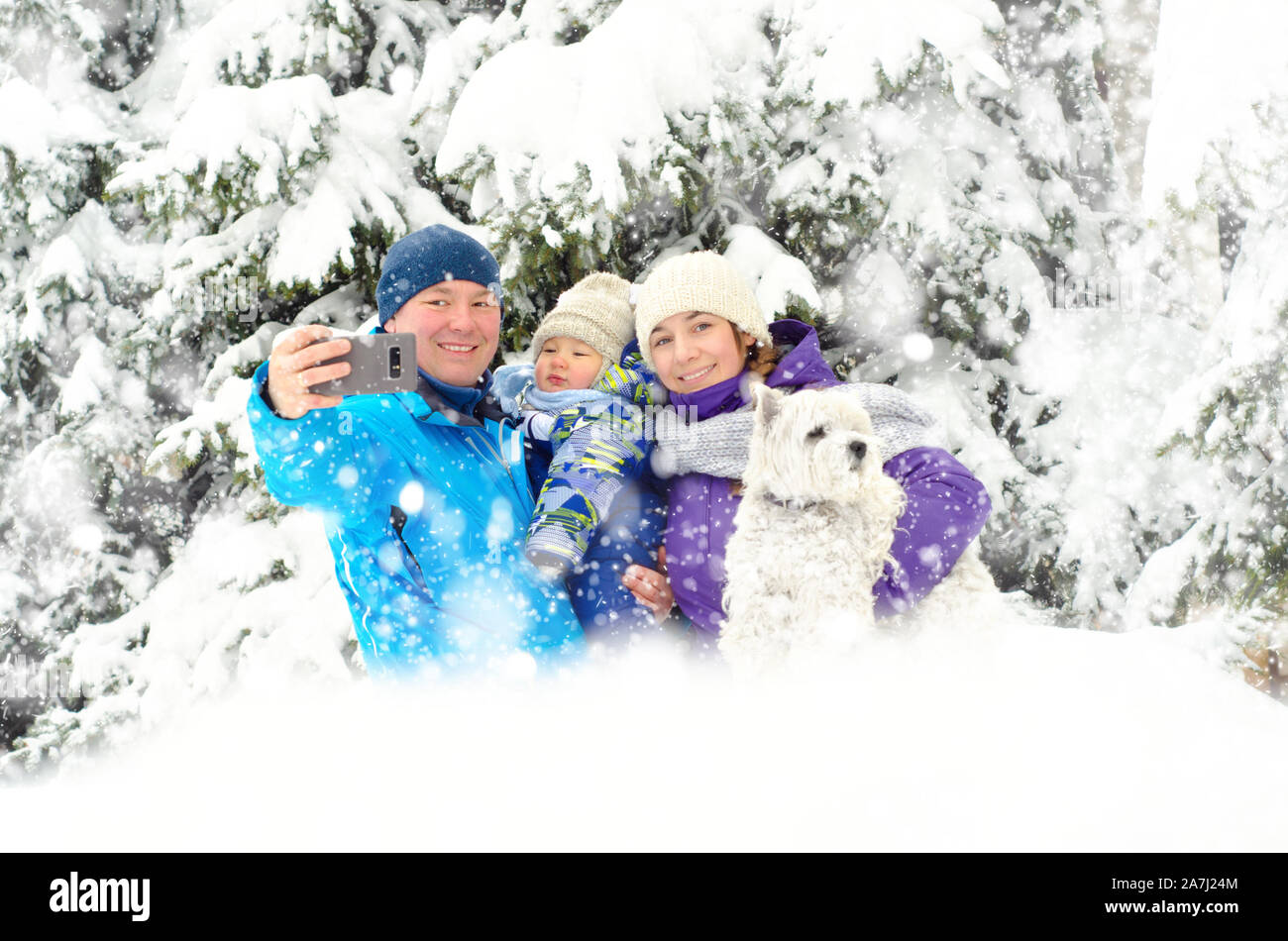 Funny family selfie hi-res stock photography and images - Alamy