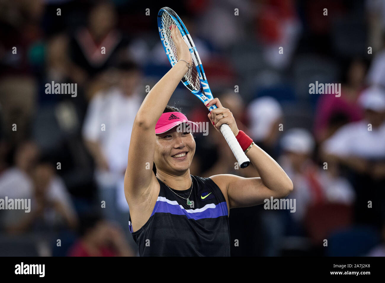 Chinese professional tennis players Duan Yingying and Russian ...