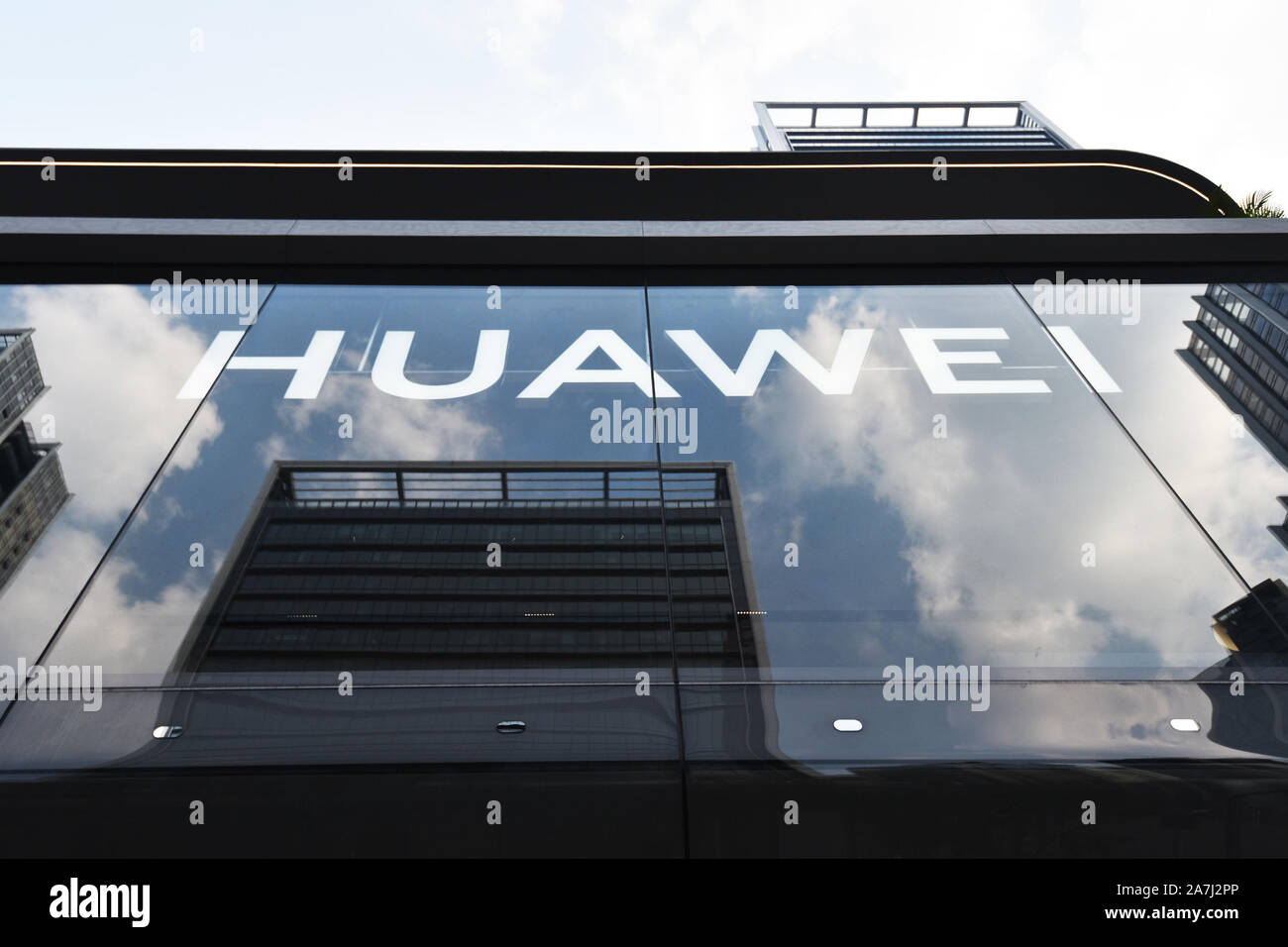 Huawei shenzhen hi-res stock photography and images - Alamy