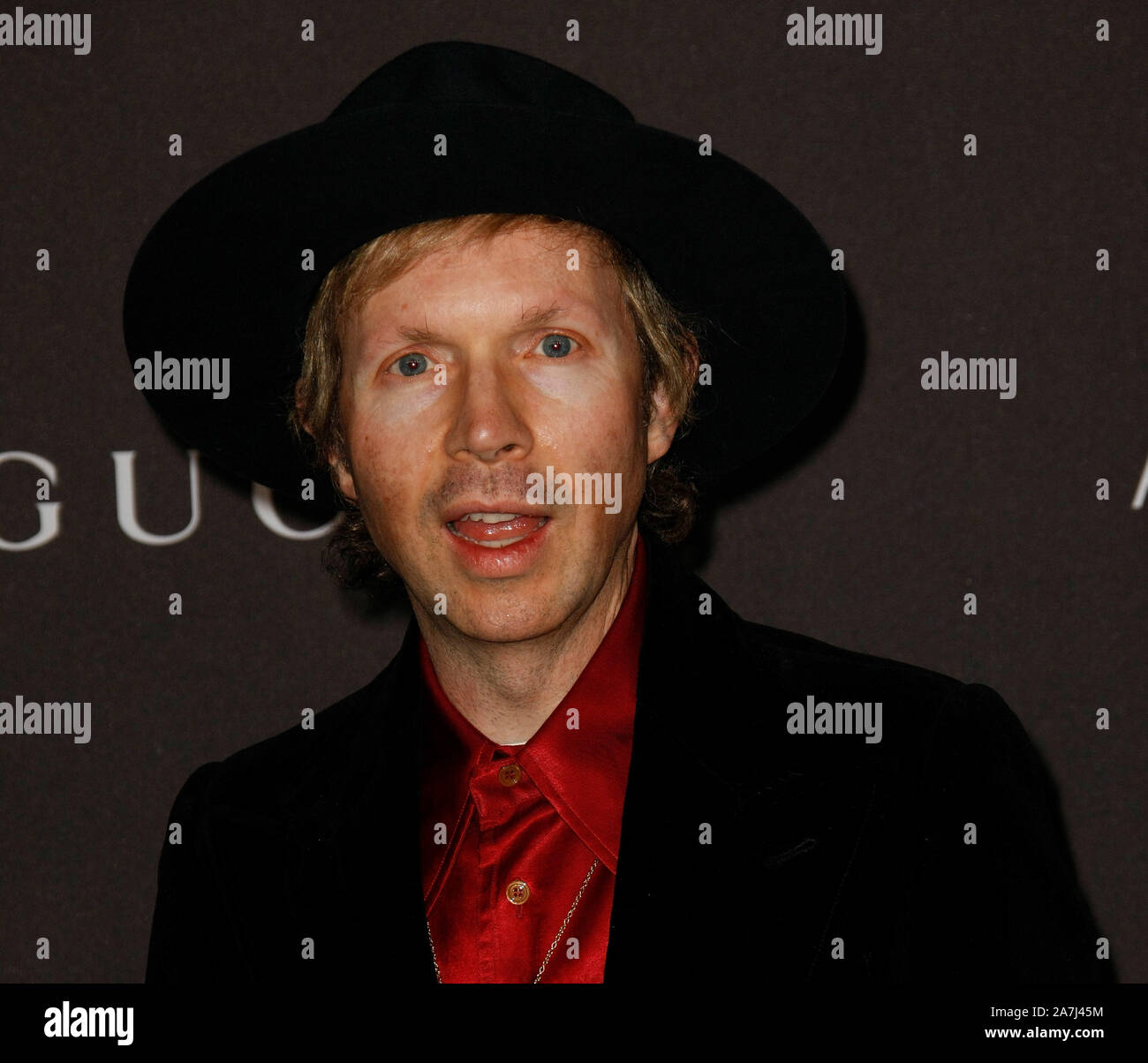 LOS ANGELES, CALIFORNIA - NOVEMBER 02: Beck arrives at the LACMA Art ...