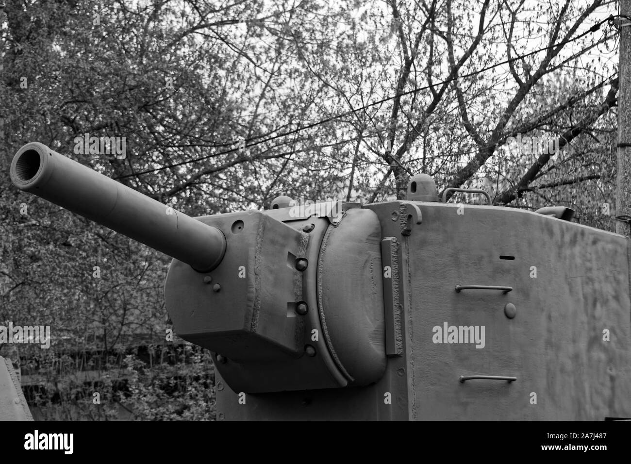 Kv 2 tank hi-res stock photography and images - Alamy