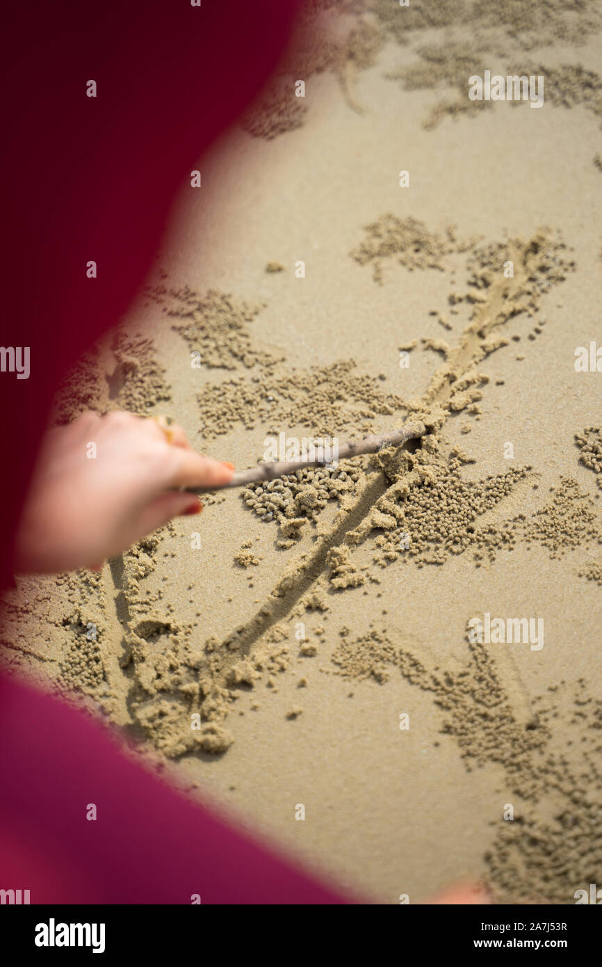 Hand draw wave hi-res stock photography and images - Alamy