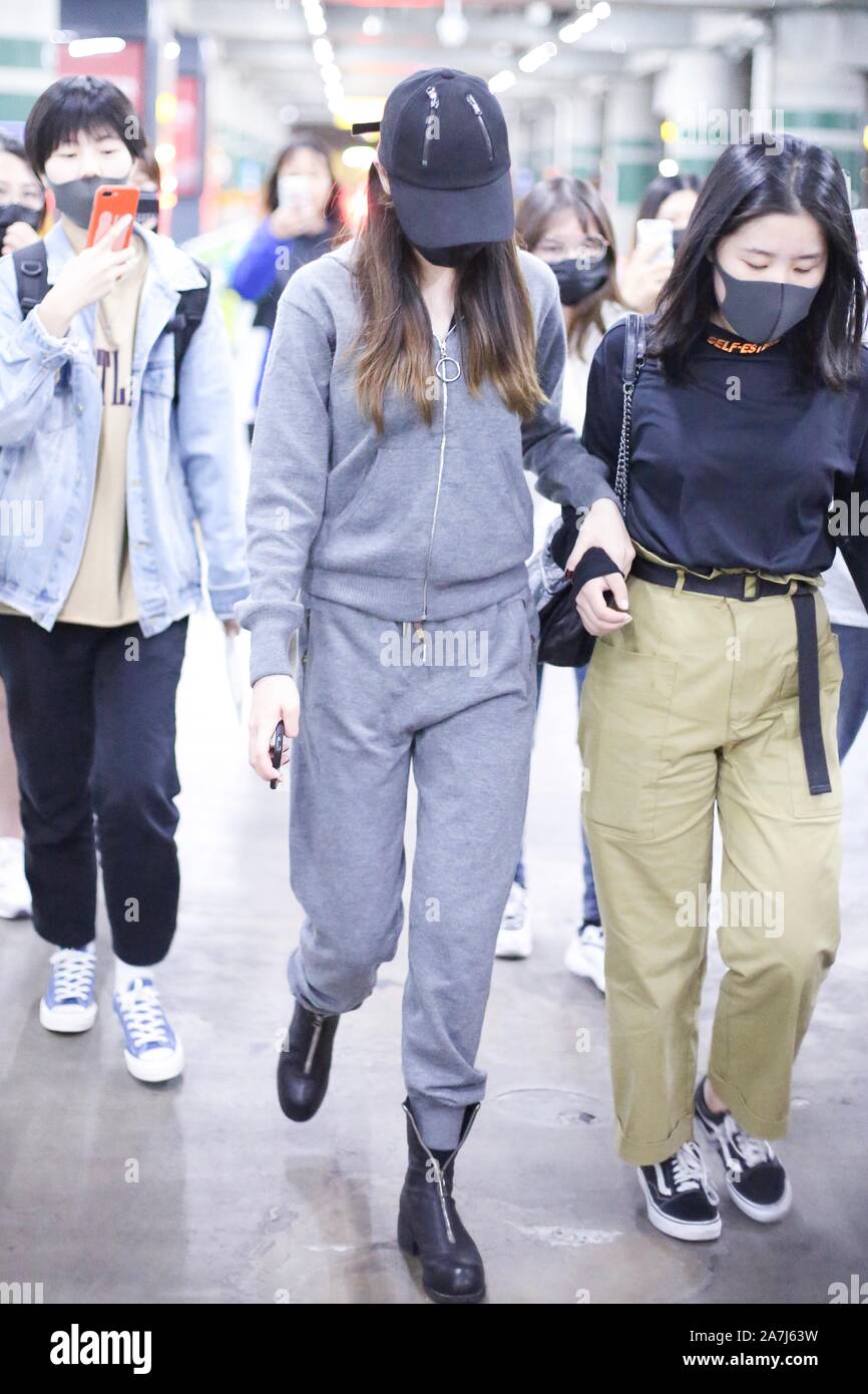 Chinese actress of Uyghur ethnicity Delireba, middle, shows up at the ...
