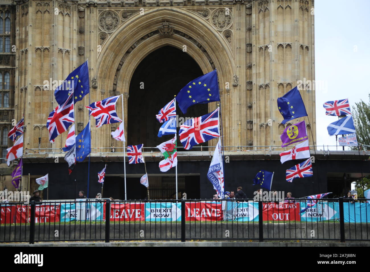 Welsh and scottish and english flags hi-res stock photography and ...