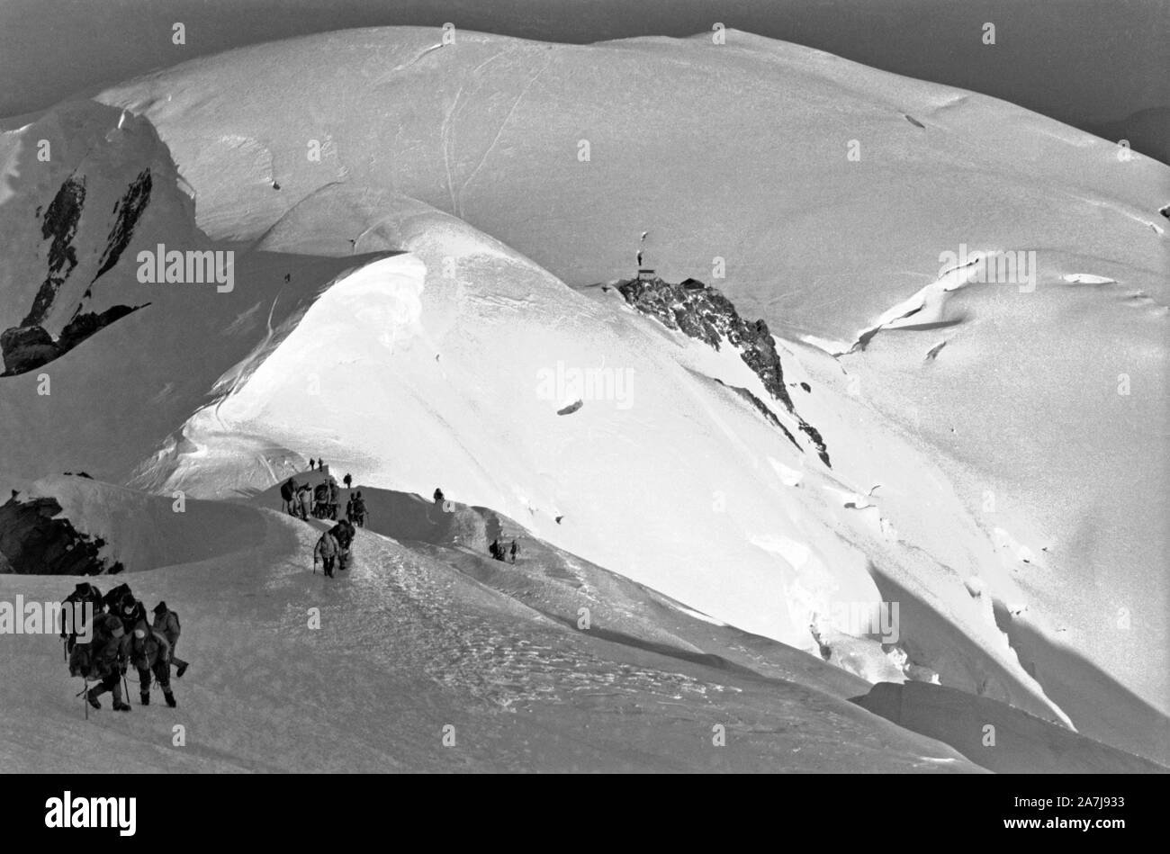 Arriving at the summit (Mont Blanc 1981) Refuge Vallot below right ...