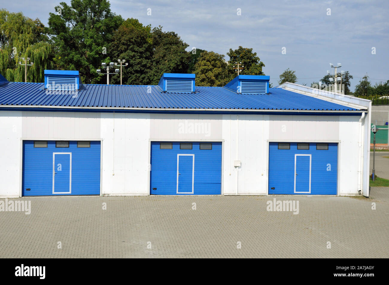 Roller shutter gates hi-res stock photography and images - Alamy
