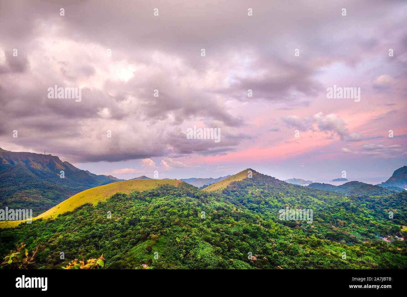 Sunset at Coron, Busuanga, Palawan view deck Stock Photo - Alamy