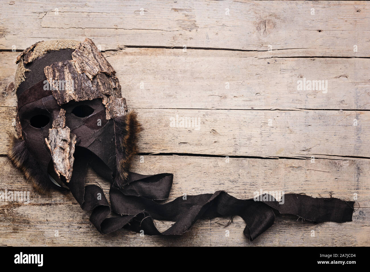 Masked ball party hi-res stock photography and images - Alamy