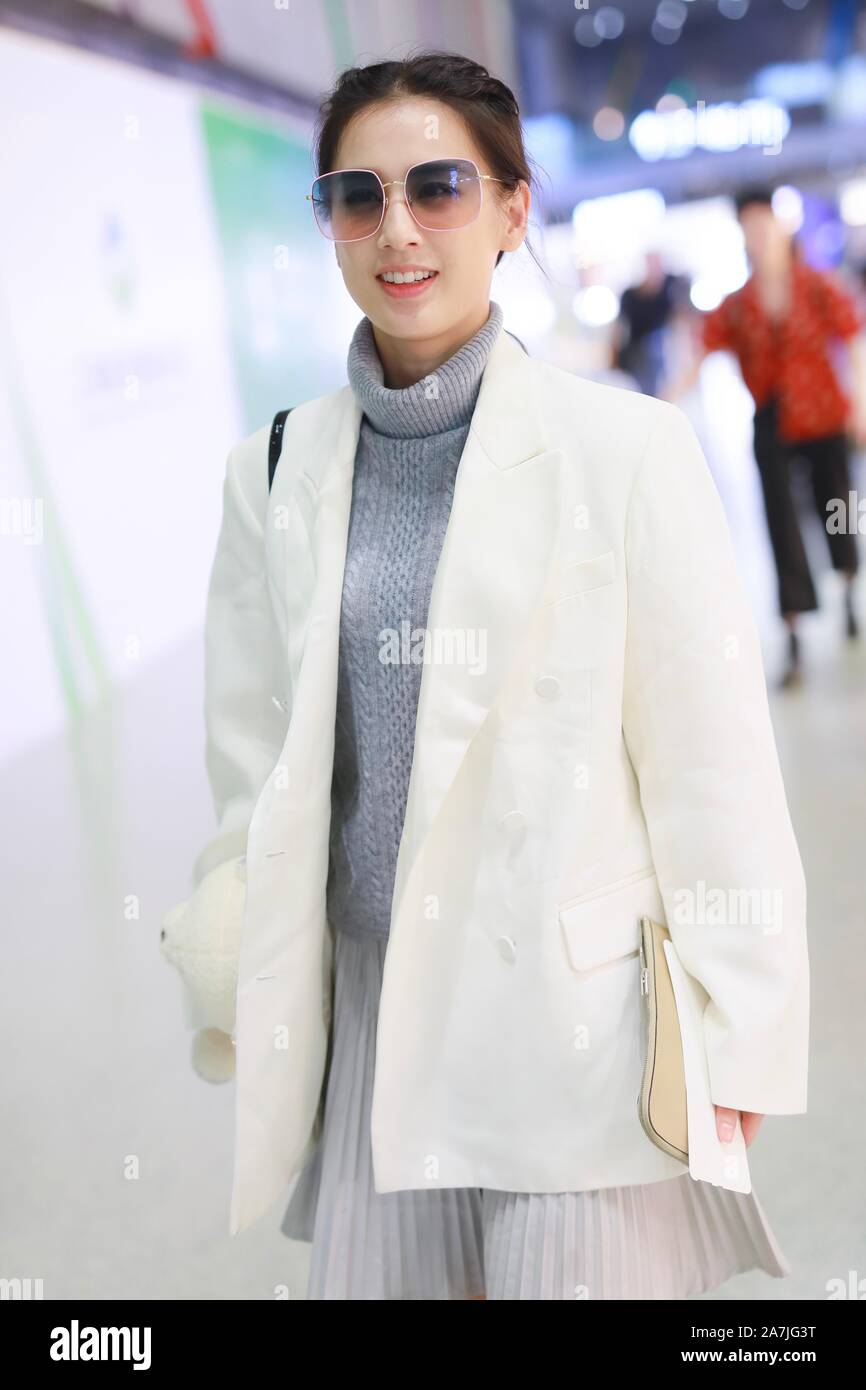 Chinese actress and singer Eva Huang Shengyi arrives at the Shanghai ...