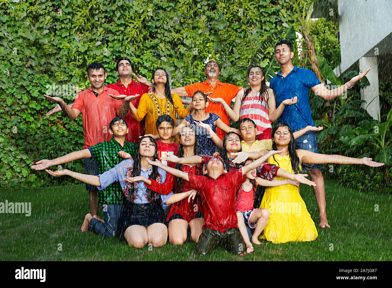Indian Group Joint Family Sitting High Resolution Stock Photography and ...