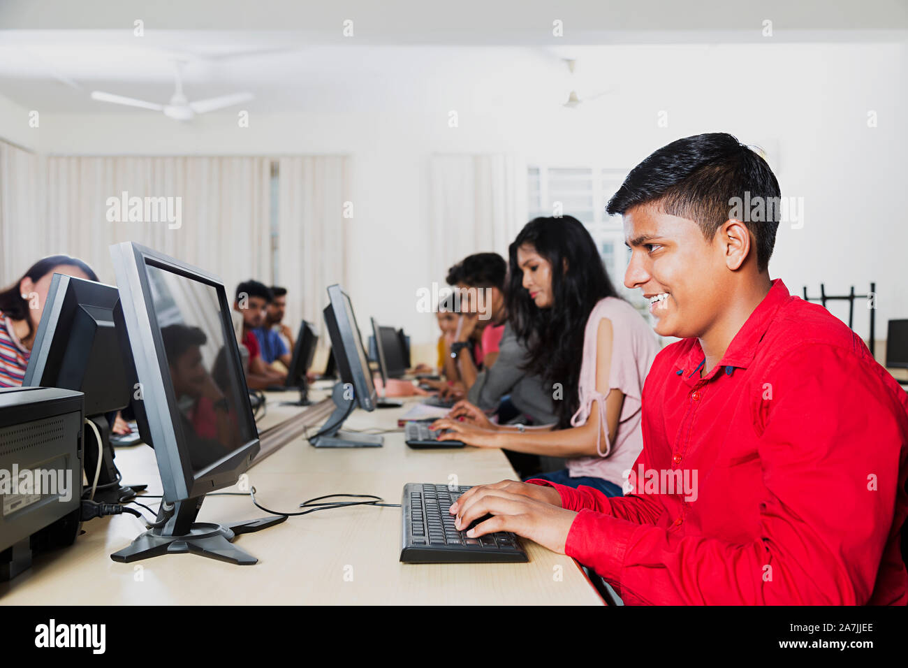 College student typing hi-res stock photography and images - Alamy
