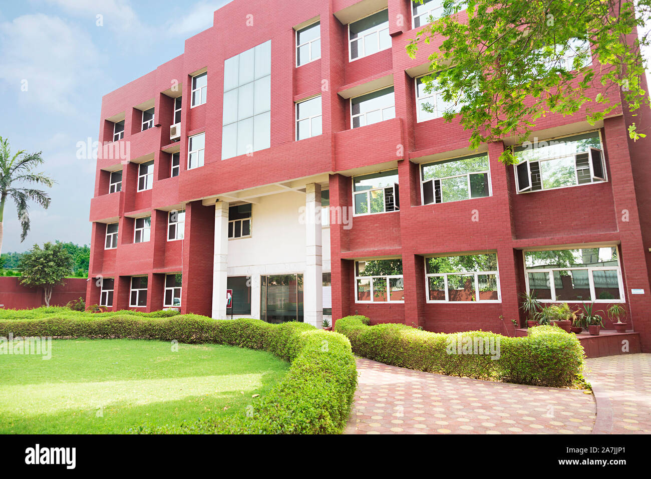 Education buildings concept hi-res stock photography and images - Alamy
