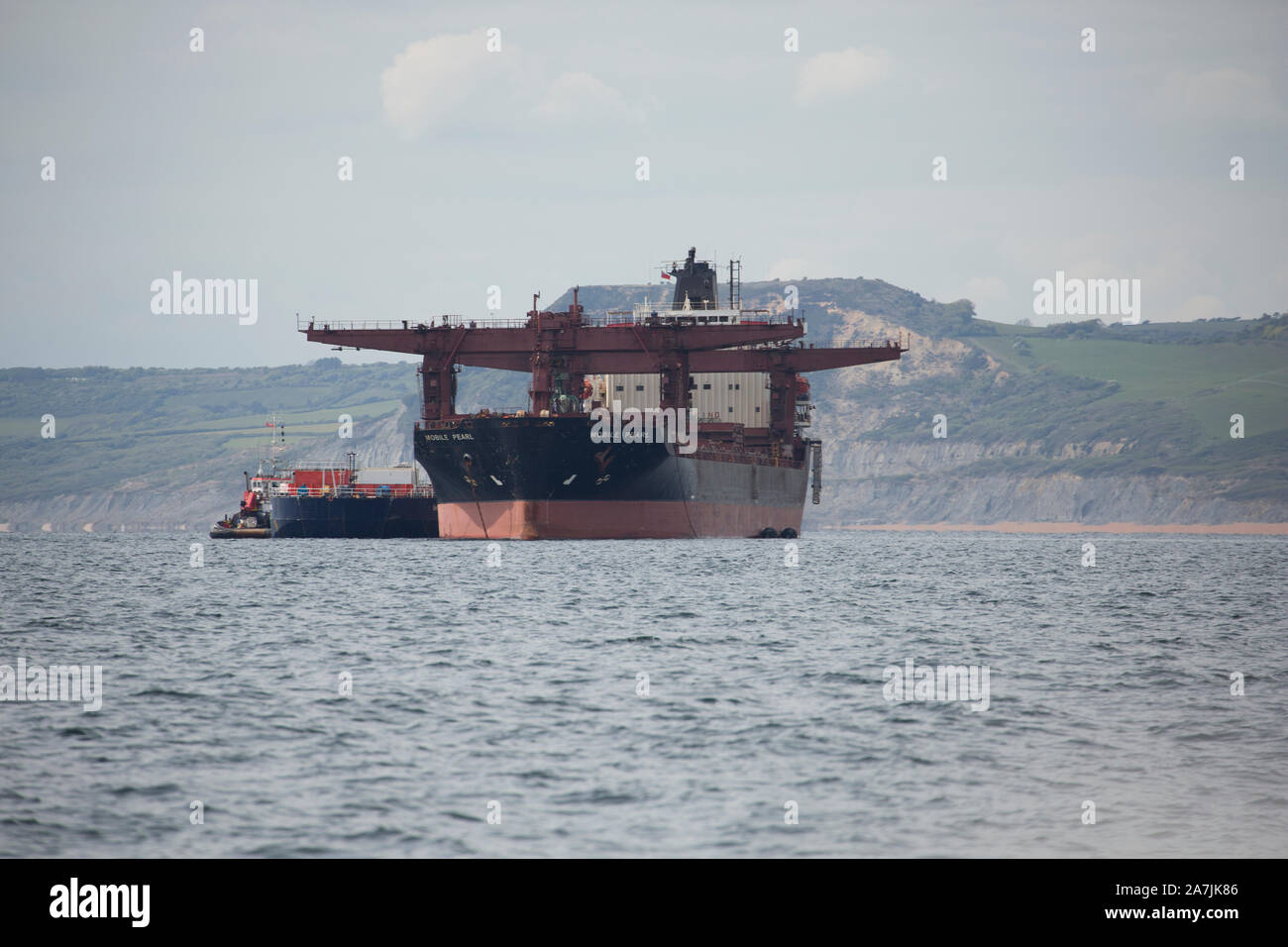 The cargo ship Mobile Pearl that delivered tons of large rocks and ...