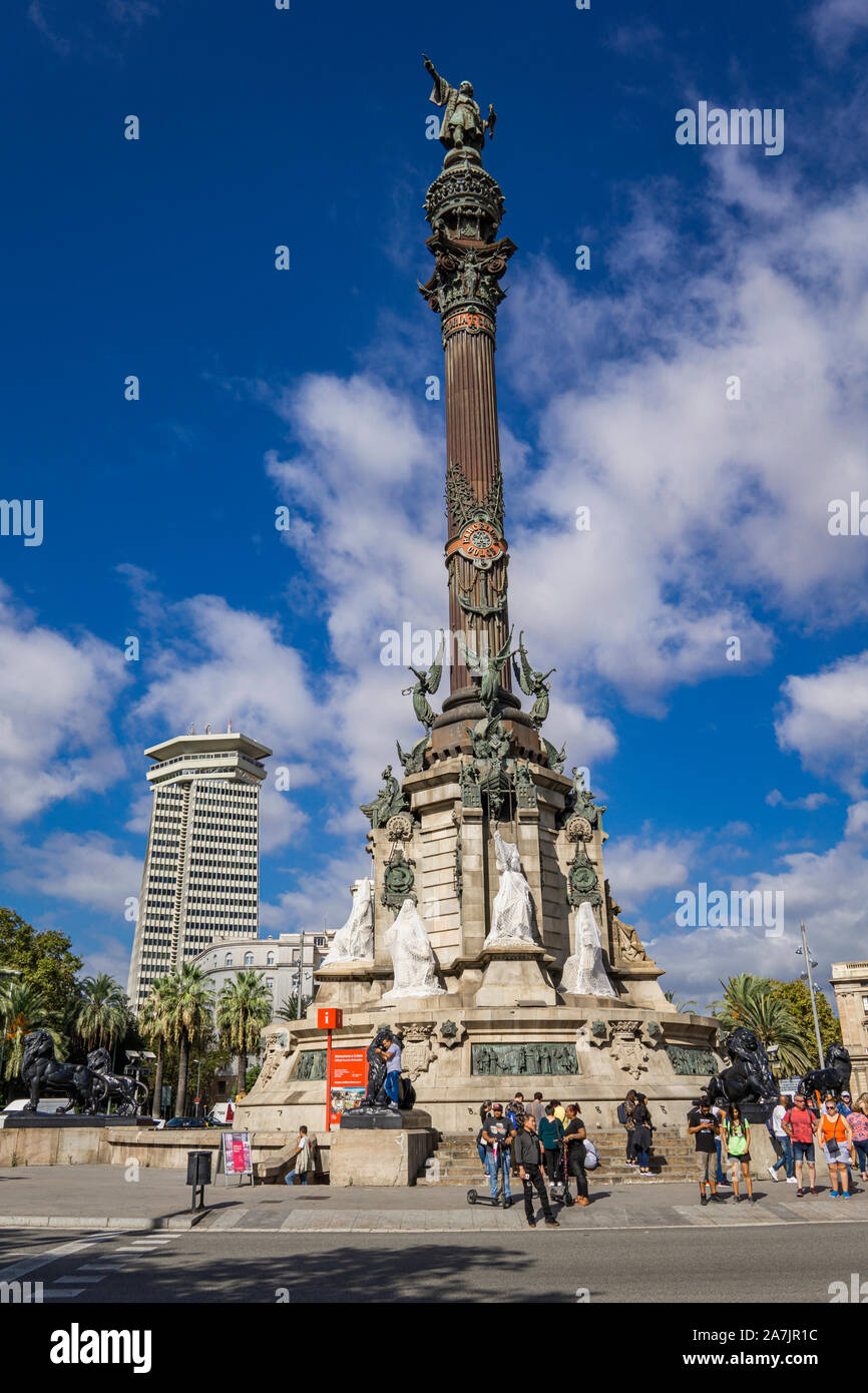 BARCELONA, SPAIN - OCTOBER 8, 2019: Unidentified people by monument of ...