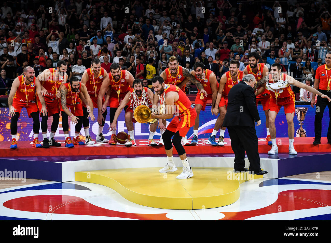 Basketball players of Spain celebrate winning the chaimpionships after ...