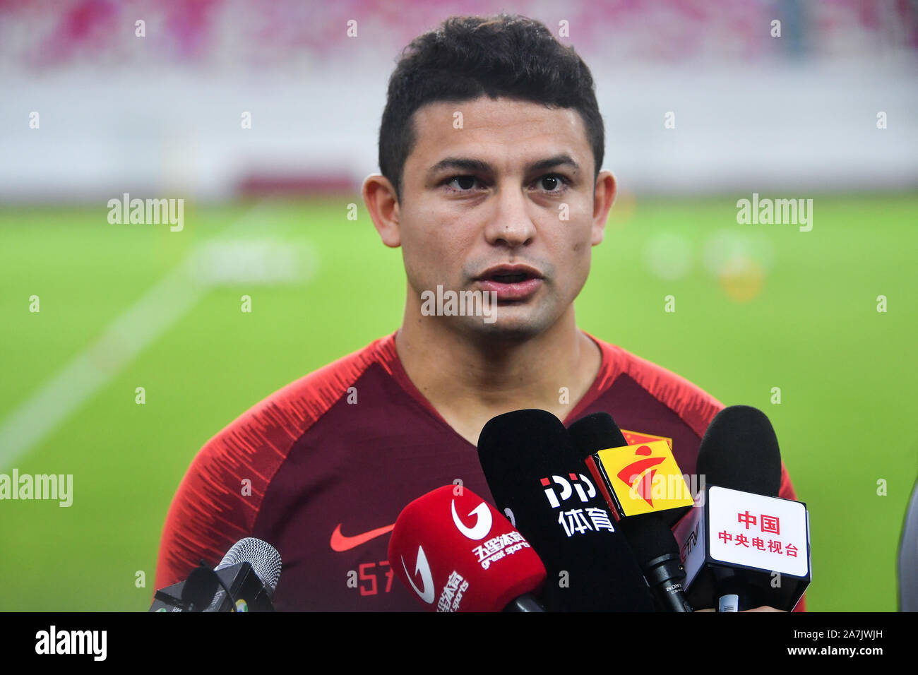 Brazilian-born Chinese football player Elkeson de Oliveira Cardoso ...